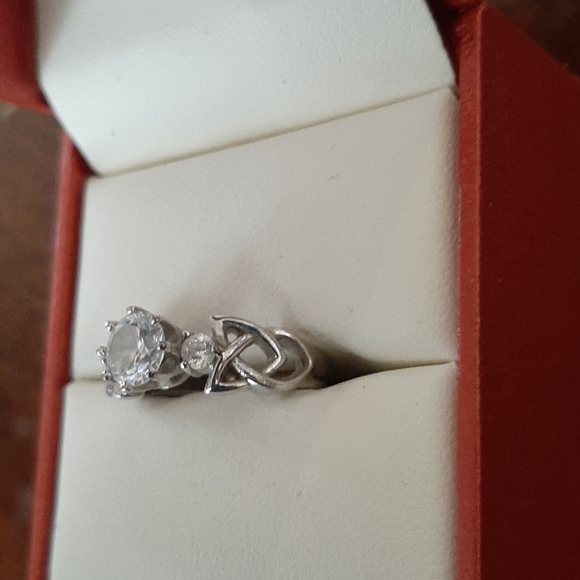 Jewelry | Stunning Berricle Ring | Poshmark